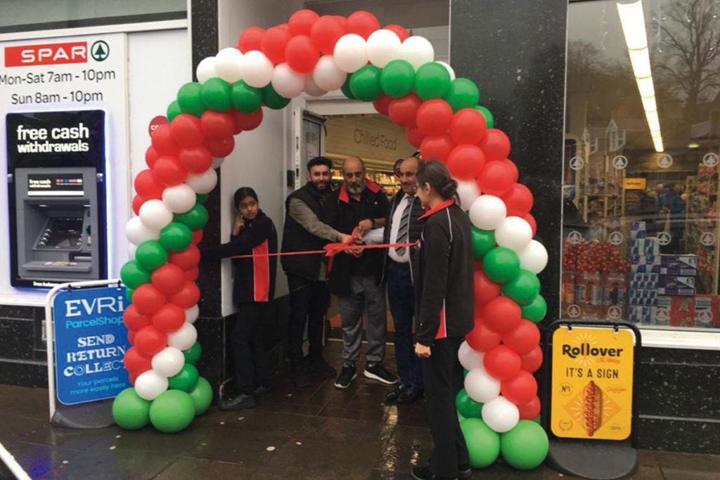 Spar digs deep to help charity | Scottish Grocer & Convenience Retailer